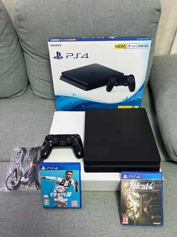 Comprar Ps4 Slim dovanų pultelis + 2 žaidimai!