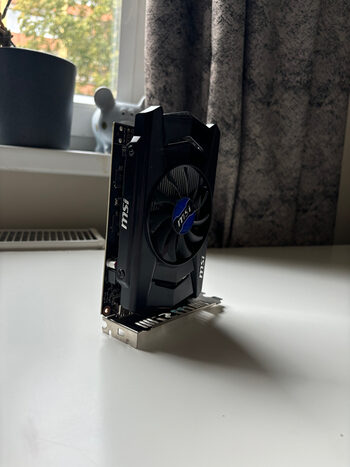 Pirkti MSI GeForce GTX 750 1 GB 1059-1137 Mhz PCIe x16 GPU