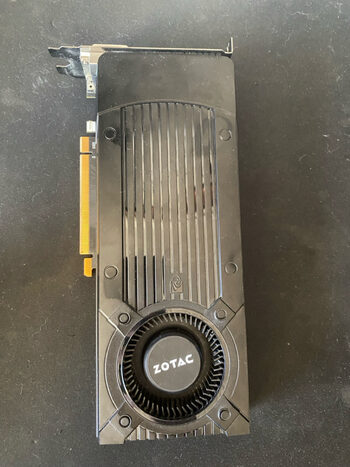 Pirkti Zotac GeForce GTX 970 4 GB 1102-1241 Mhz PCIe x16 GPU