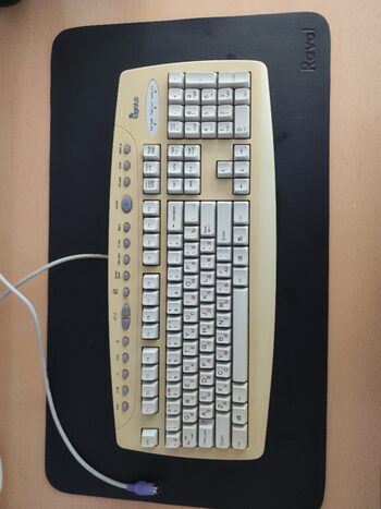 Pirkti Old Keyboard | ENEBA