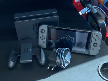 Pirkti Su Žaidimais! Nintendo Switch V2, 32GB, Gray