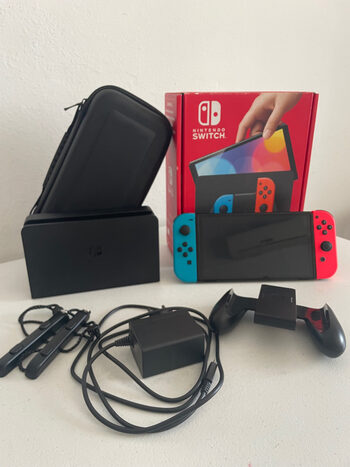 Comprar Nintendo Switch OLED + Funda | ENEBA