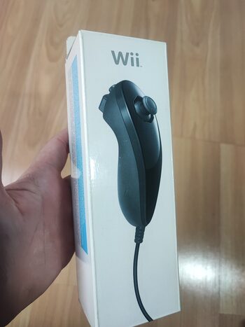 Comprar Nunchuk negro precintado
