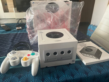 Comprar Nintendo Gamecube blanca perla *para piezas o reparar*