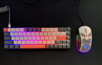 Comprar YINDIAO T8 60 Mechanical Keyboard and Mouse set | ENEBA