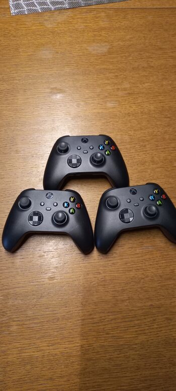 Comprar xbox series x wireless controllers Galima pirkti vieną.