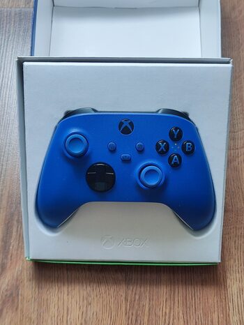 Pirkti XBOX Series X/S wireless controller Shock Blue | ENEBA